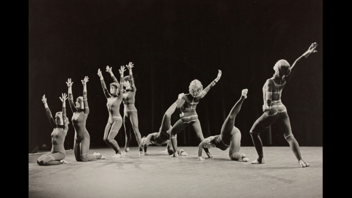 Collage Dansekompani – Bevegelse, Bok & Bravur - Danseinformasjonen